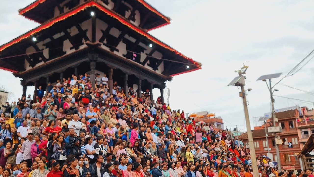 THE STREETS OF KATHMANDU WERE JAM PACKED!!! - YouTube