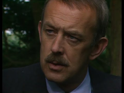 Adam Dalgliesh: A Taste for Death (1988) - Episode 1