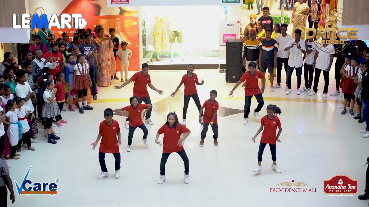 Dance 2020 | Le Mart Dance 2020 Powered By VCare | FLASH MOB in ...