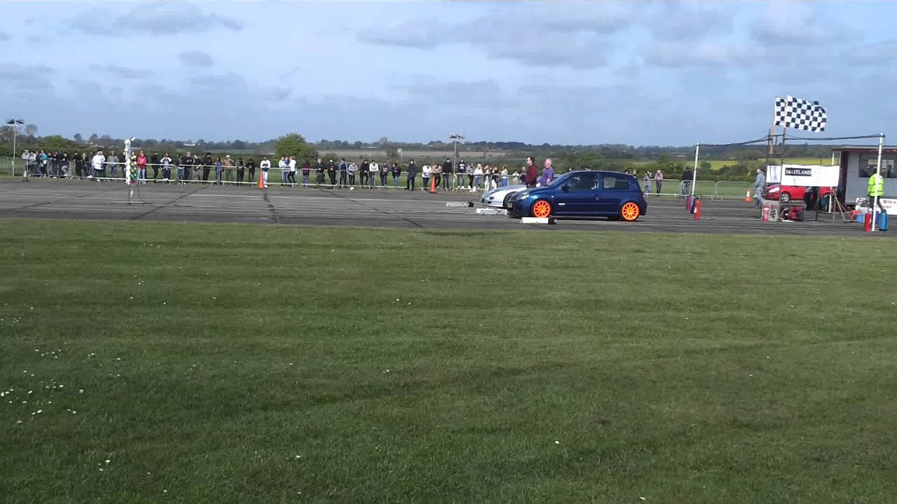 Drag racing at North weald - YouTube