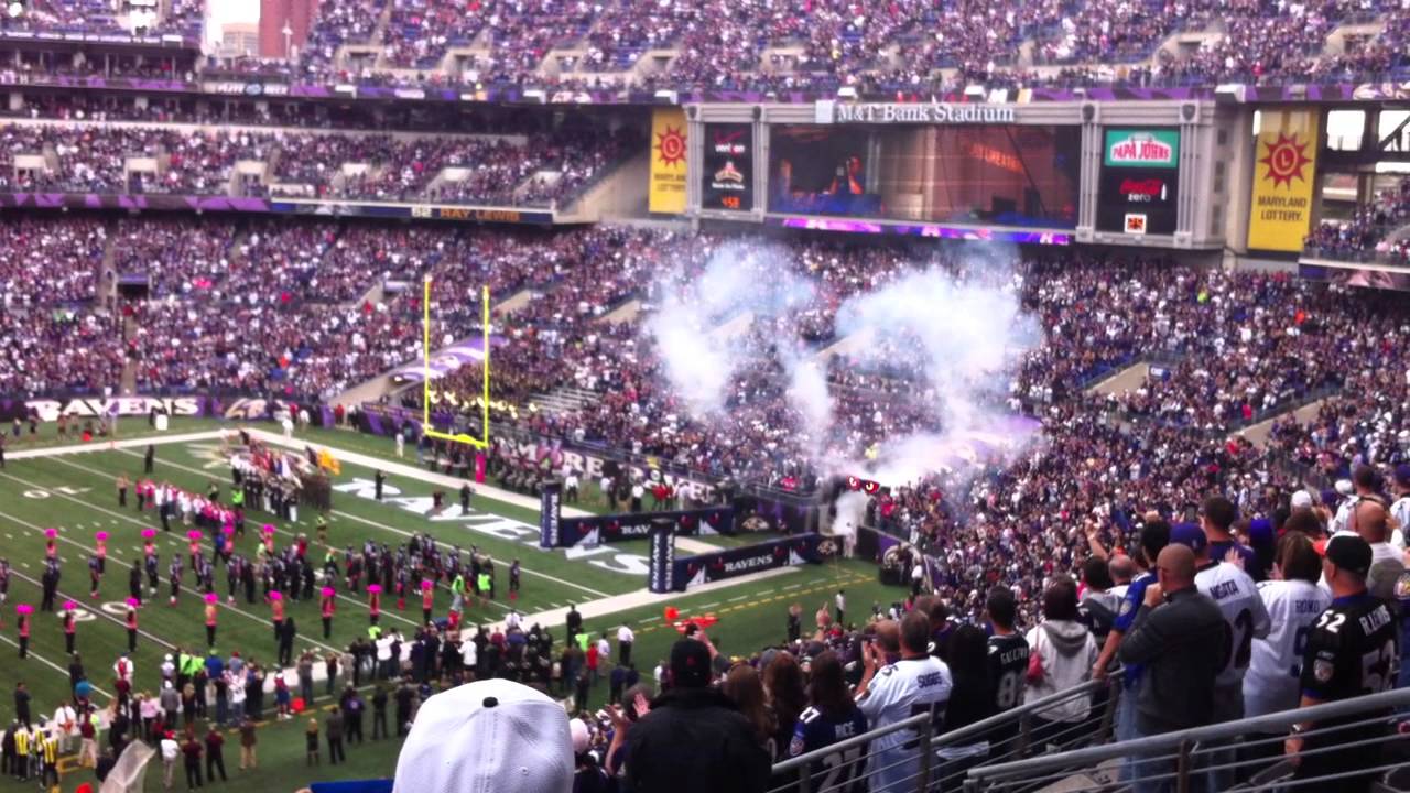 Ray Lewis Entrance - Dallas Cowboys at Baltimore Ravens - October 14 ...