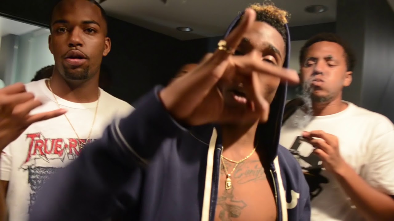 $howout x 2Muckh (ft. Ray Nixon) - "AGAIN" [Official Music Video] - YouTube