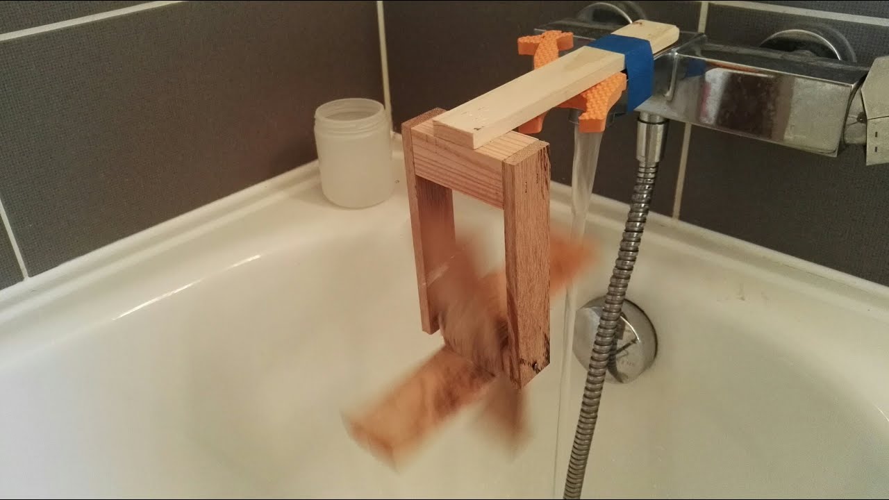 Making simple water mill - YouTube