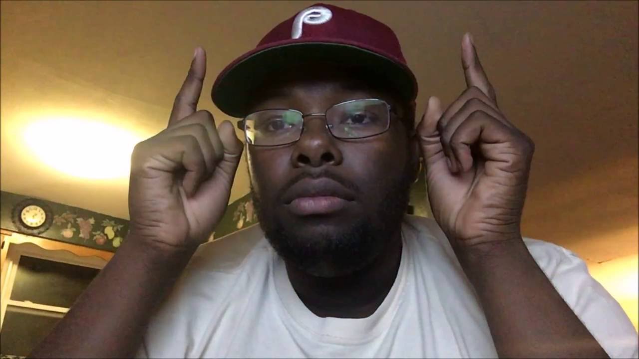 Your questions answered!/Small youtuber tag! - YouTube