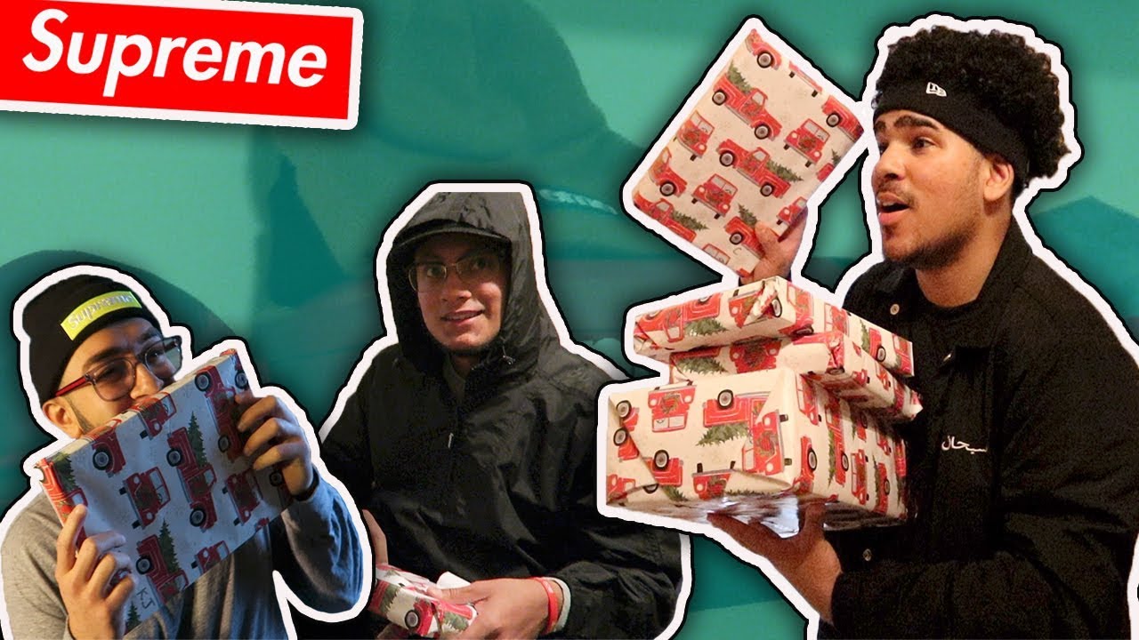 GIFTING MY FRIENDS SUPREME FOR CHRISTMAS!! WHAT DID I GET THEM?! - YouTube