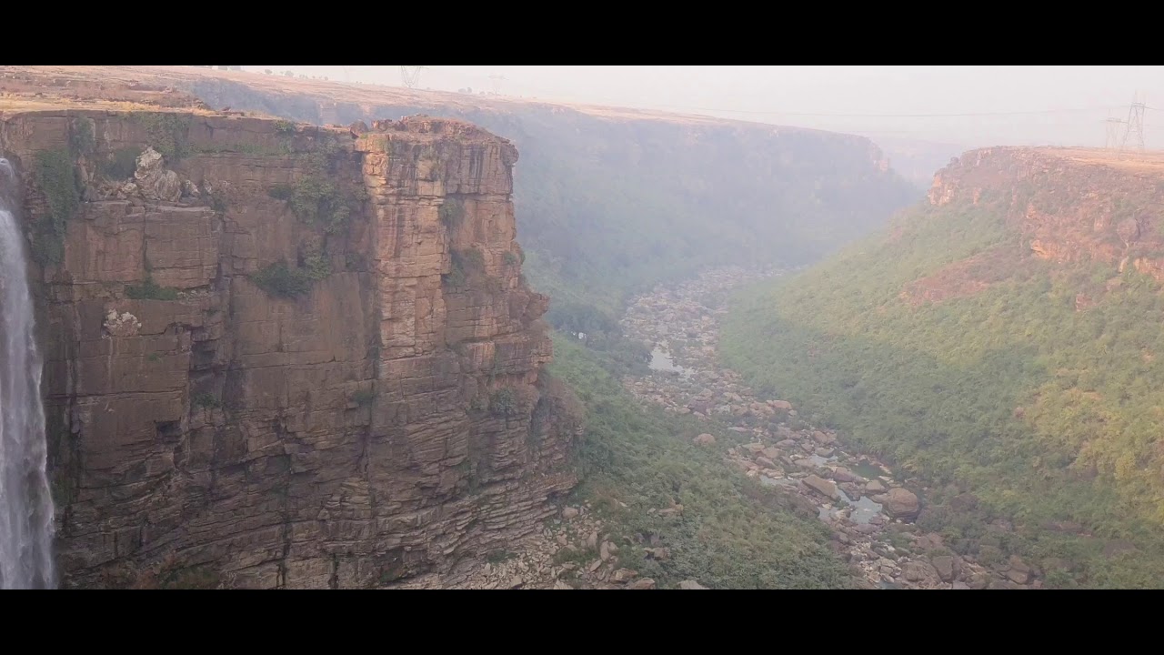 #Bahuti #Waterfall #AmazingVideo Bahuti Waterfall in Mauganj (Rewa MP ...