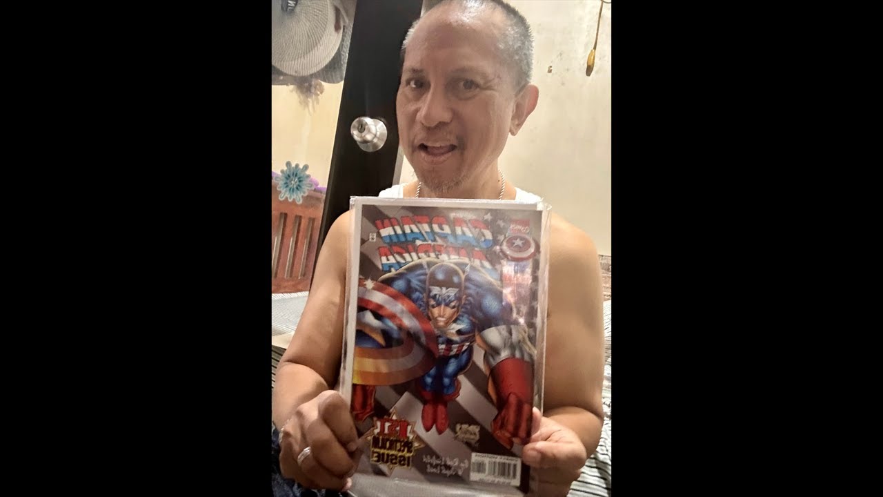 Comic Book Night! Welcome to our Live! - YouTube