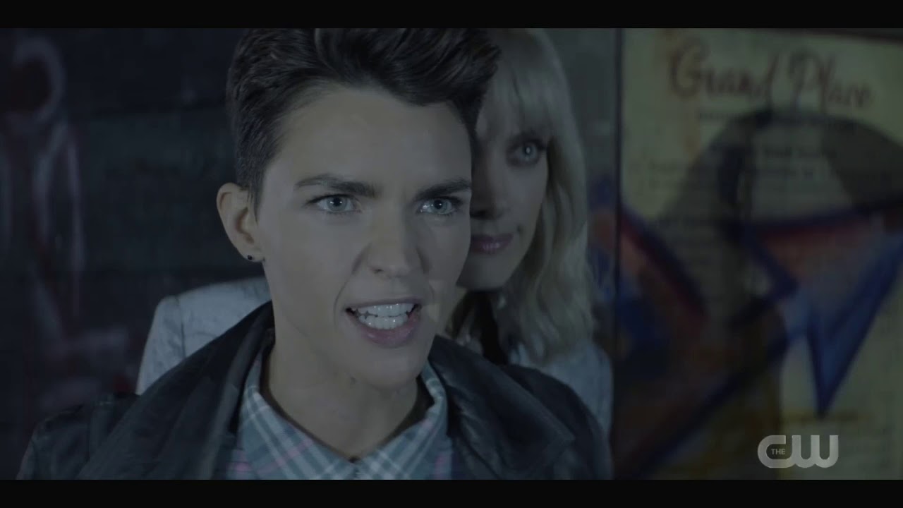 Batwoman - Kate & Alice - Scars To Your Beautiful - YouTube