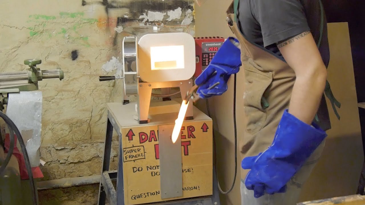 Steel testing: a carnival of knife destruction. - YouTube