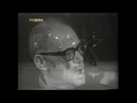 Άτακτη - Μάρκος Βαμβακάρης - YouTube