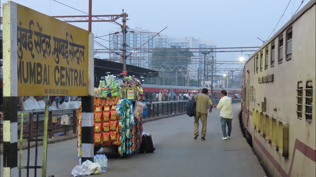 End of an era - India’s last NON AC ICF double decker train bids ...