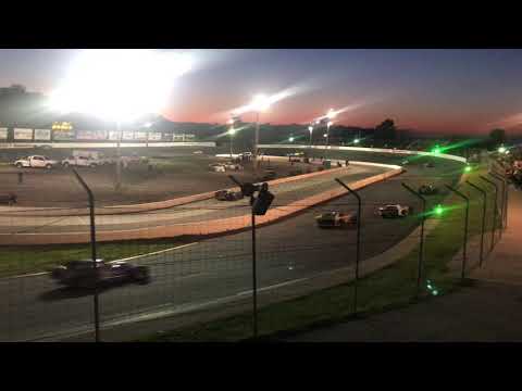 Sunset speedway Barrie Ontario - YouTube