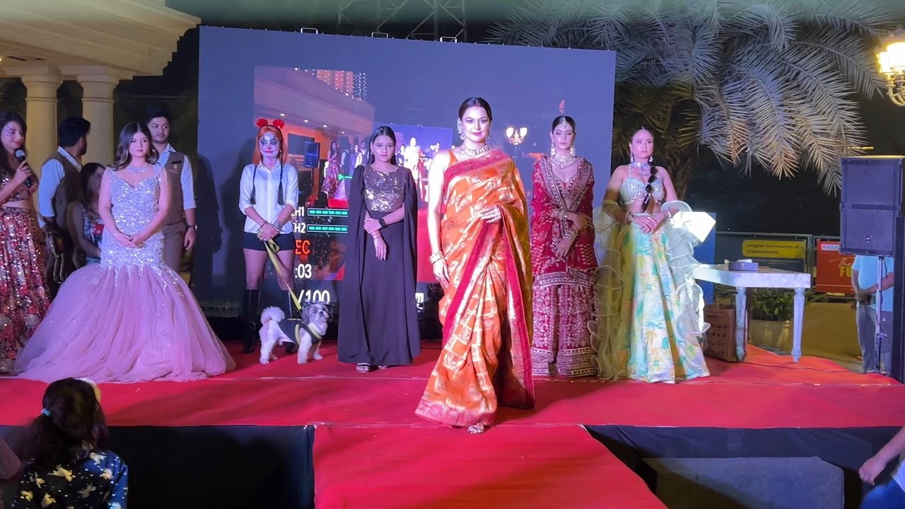 Girlsmodel basic ramp walk | Guess the style of each model | #modelling ...