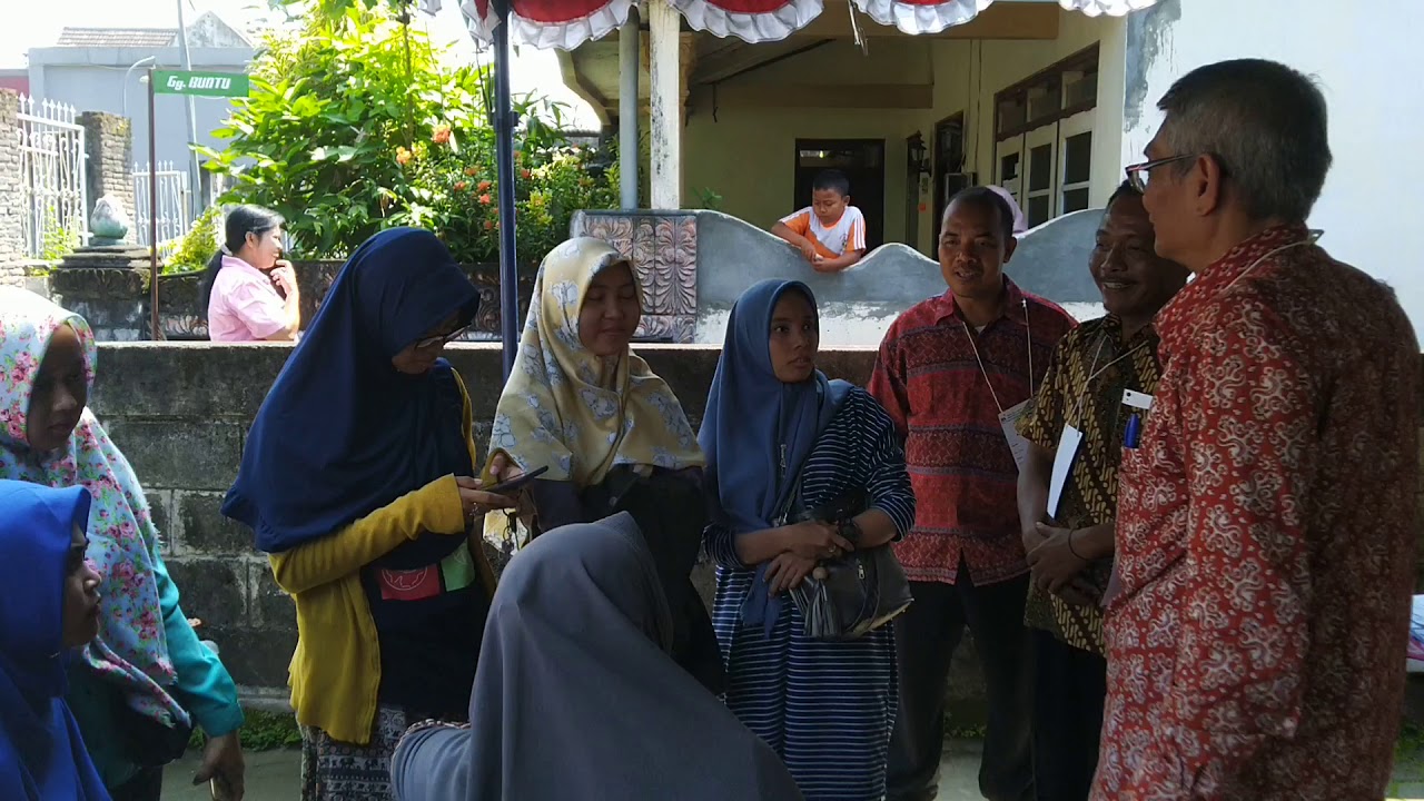 Gagal nyoblos di TPS 121, Karang Ploso - YouTube