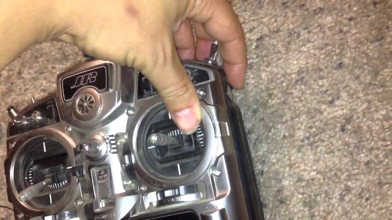 JR XP9303 A/S SPCM w/ 2.4GHz DM9 - YouTube