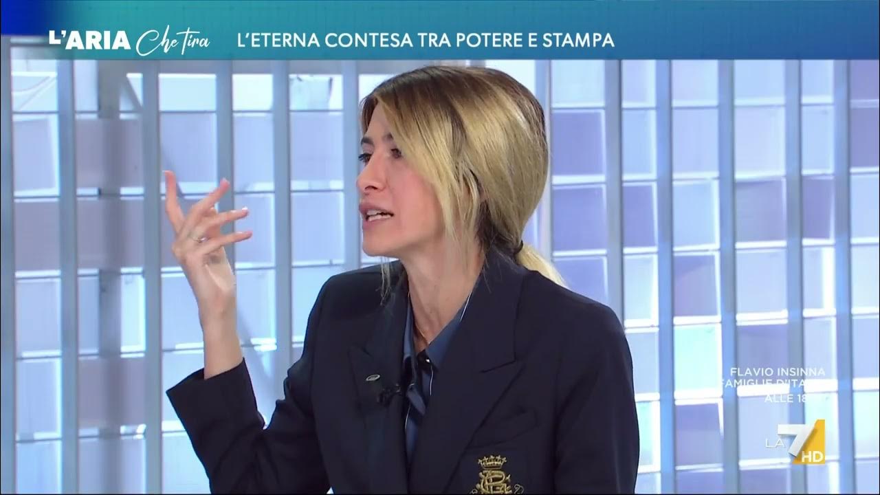 Prodi 'tira' la ciocca di capelli alla giornalista, Annalisa Chirico ...
