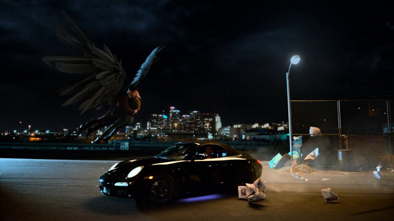 Lucifer S05E02 Top badass scene Michaël - YouTube