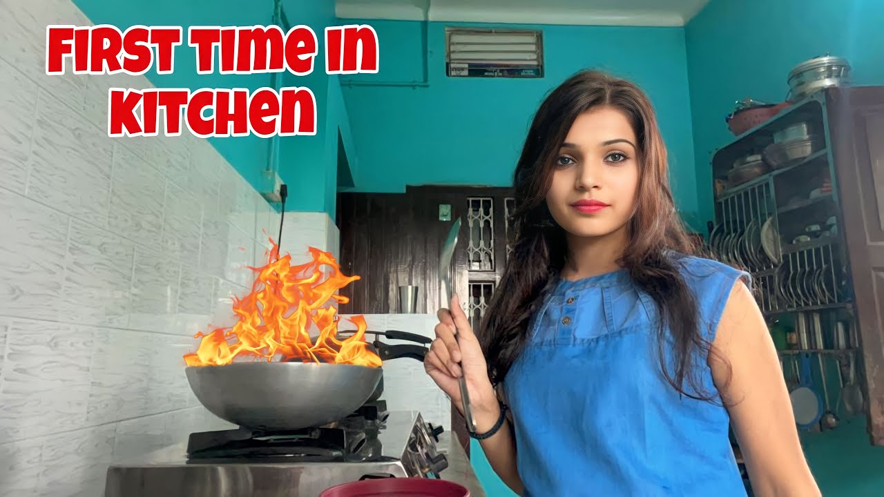 COOKING FOR THE FIRST TIME 🍲🍜 - YouTube