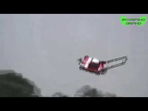 !!La podadora voladora!! Meme (Random) - YouTube
