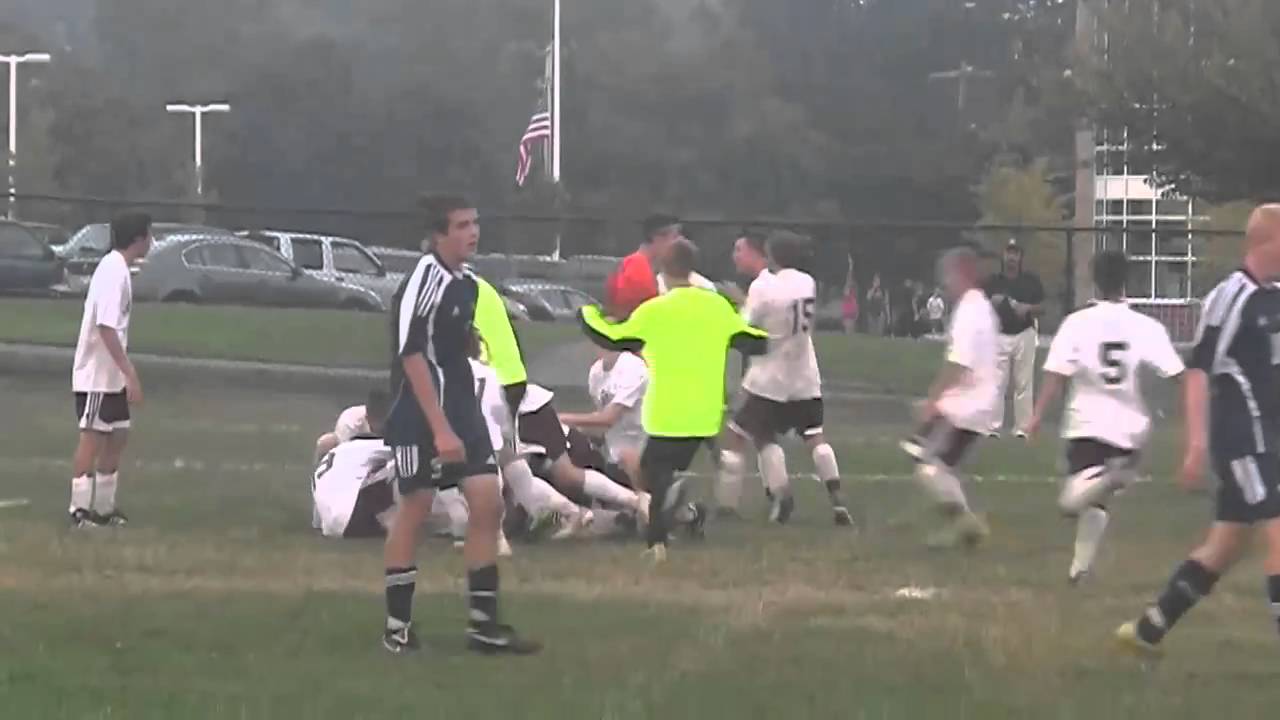 GOAL!!! (ZOOMED) Kings Park Boys Varsity vs Rocky Point Soccer on 9/24 ...