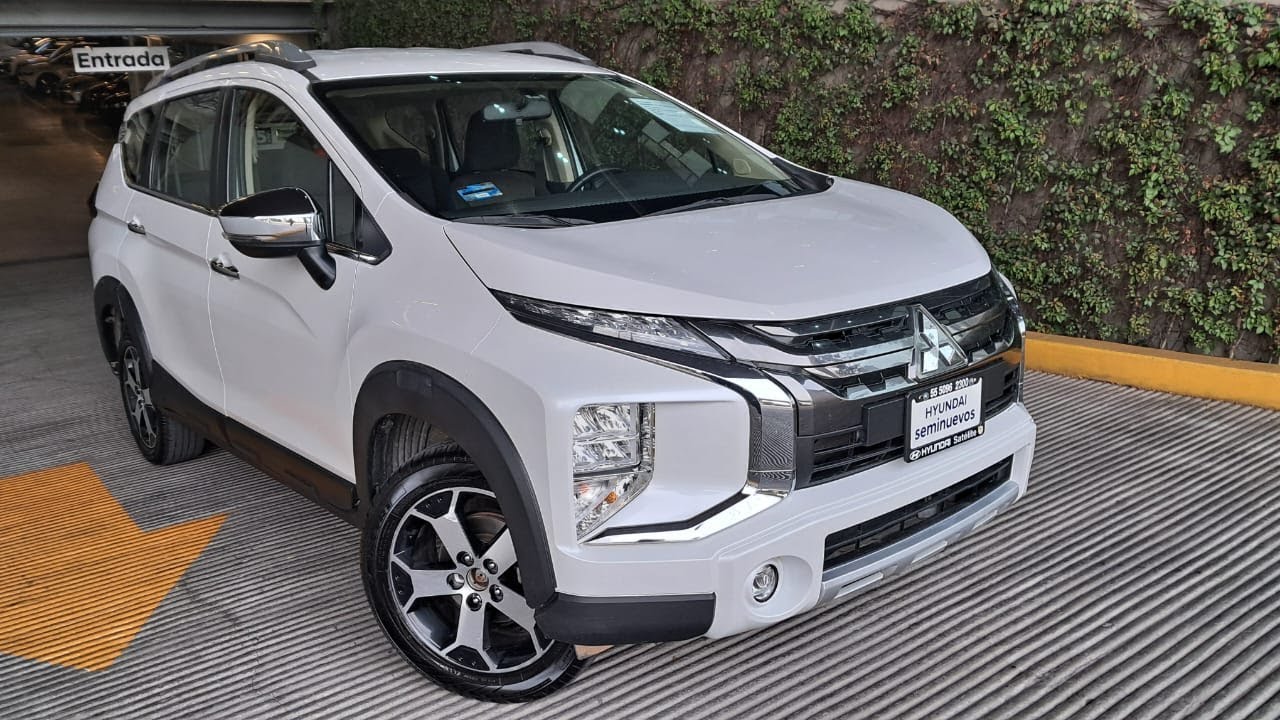 MITSUBISHI XPANDER CROSS LIMITED 2023| Seminuevos Hyundai Satélite ...