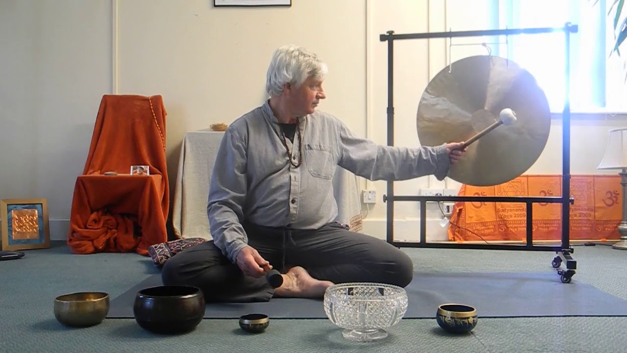 Chinese Feng Gong and bowls - YouTube