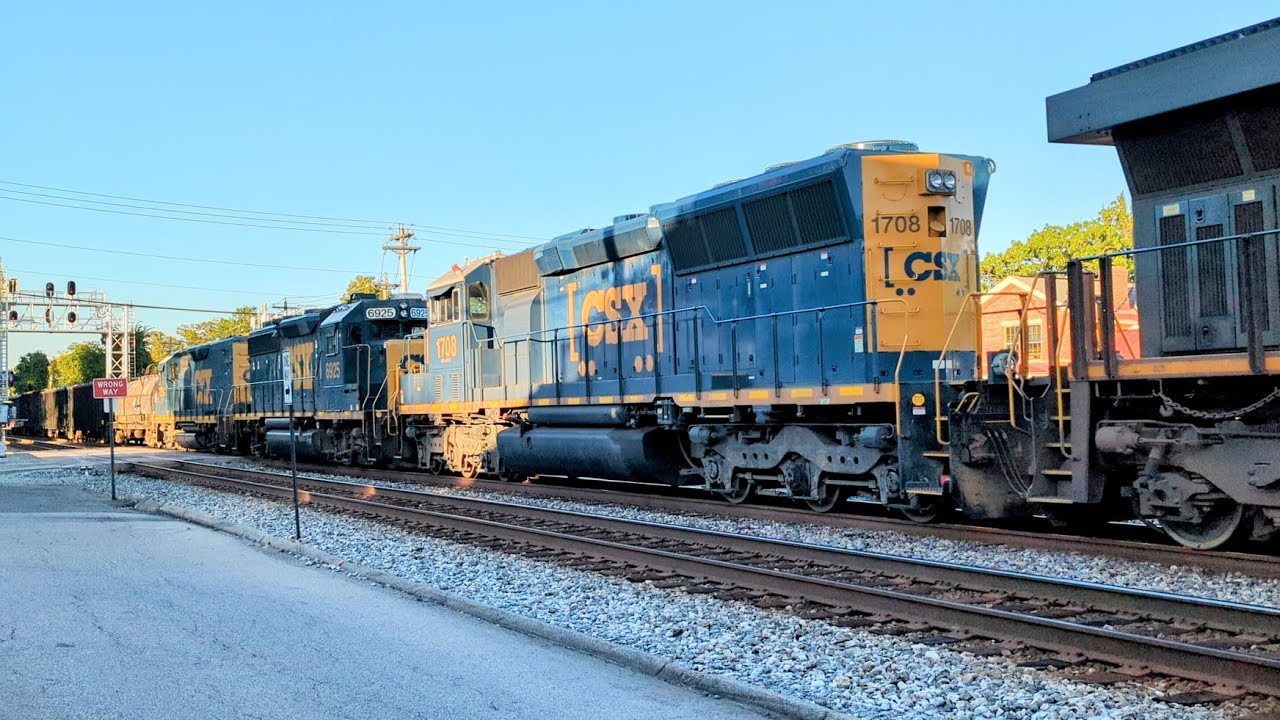 Several people were treated to a great meet of SB CSX track two & NB on ...