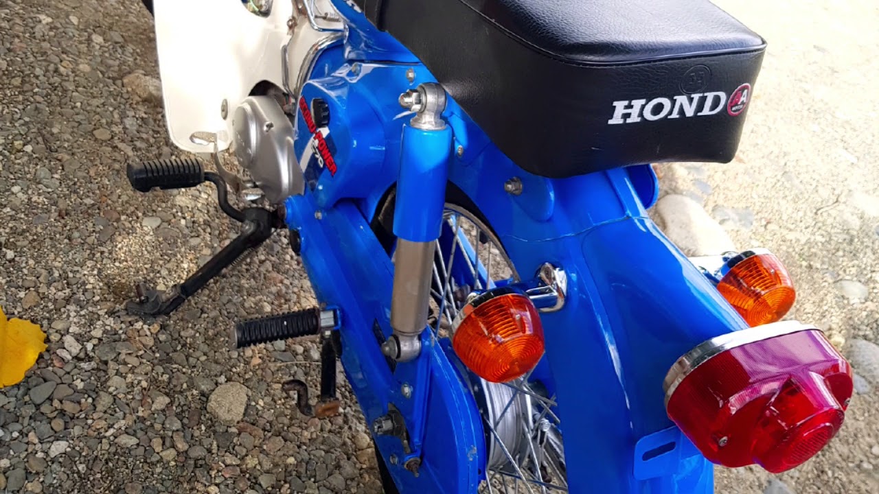 Honda C70 Super Cub Custom - YouTube