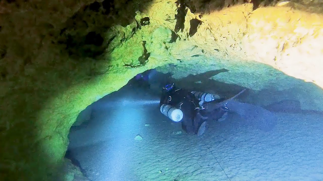 Cave Diving Madison Blue Springs - YouTube