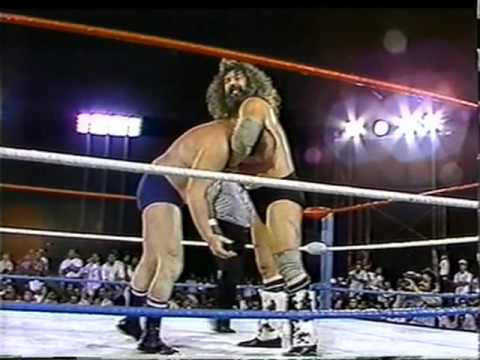 WWC: Bruiser Brody vs. Dory Funk Jr. (1988) - YouTube
