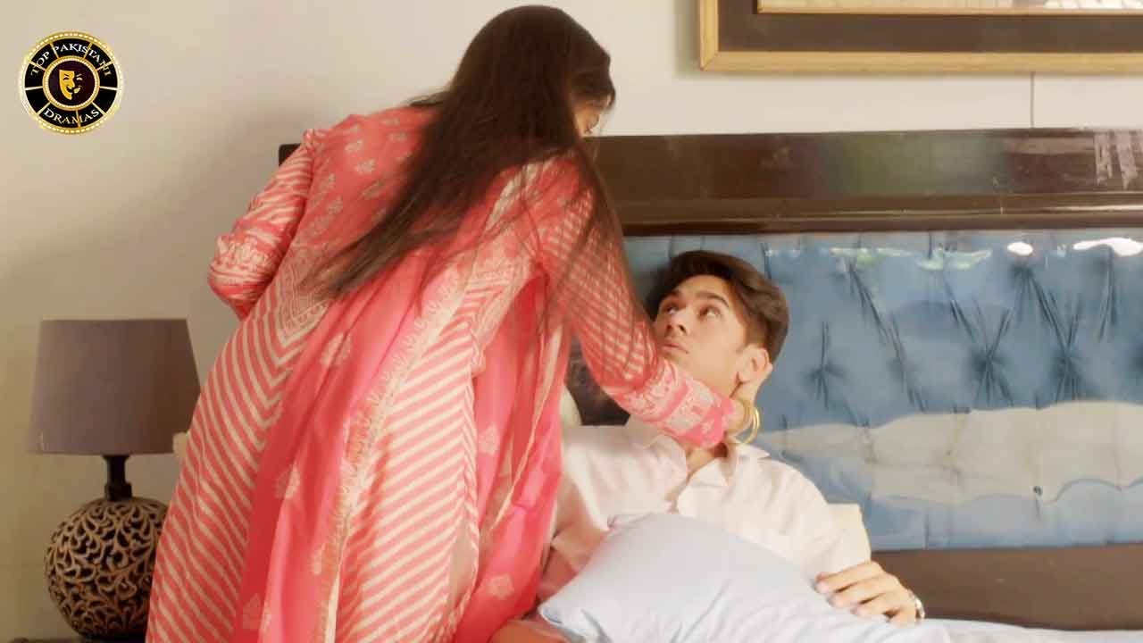 Couple Best Moment | Aina Asif | Samar Abbas | Mayi Ri - YouTube