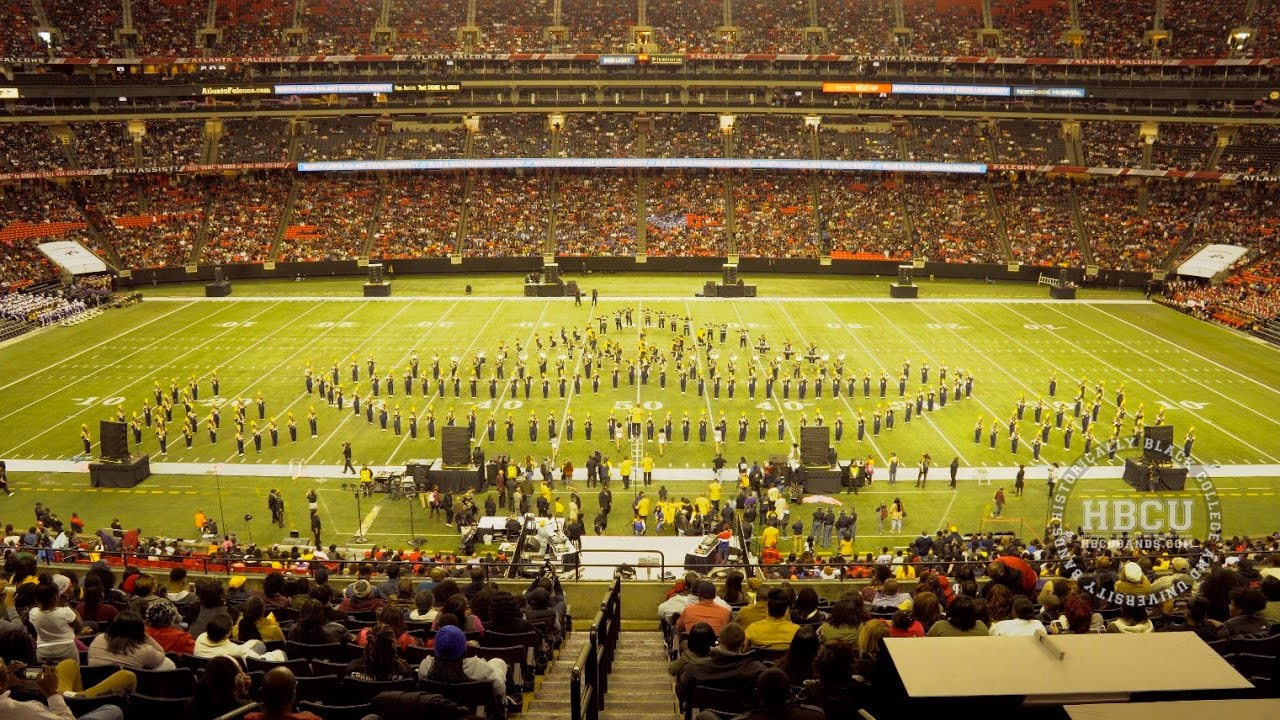 Love Don't Live Here Anymore - NCAT Band HBOTB 2017 [4K ULTRA HD] - YouTube