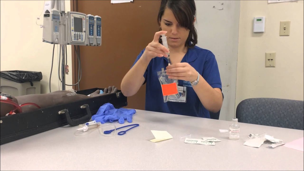 Iv medication Via Piggyback FSCJ. - YouTube