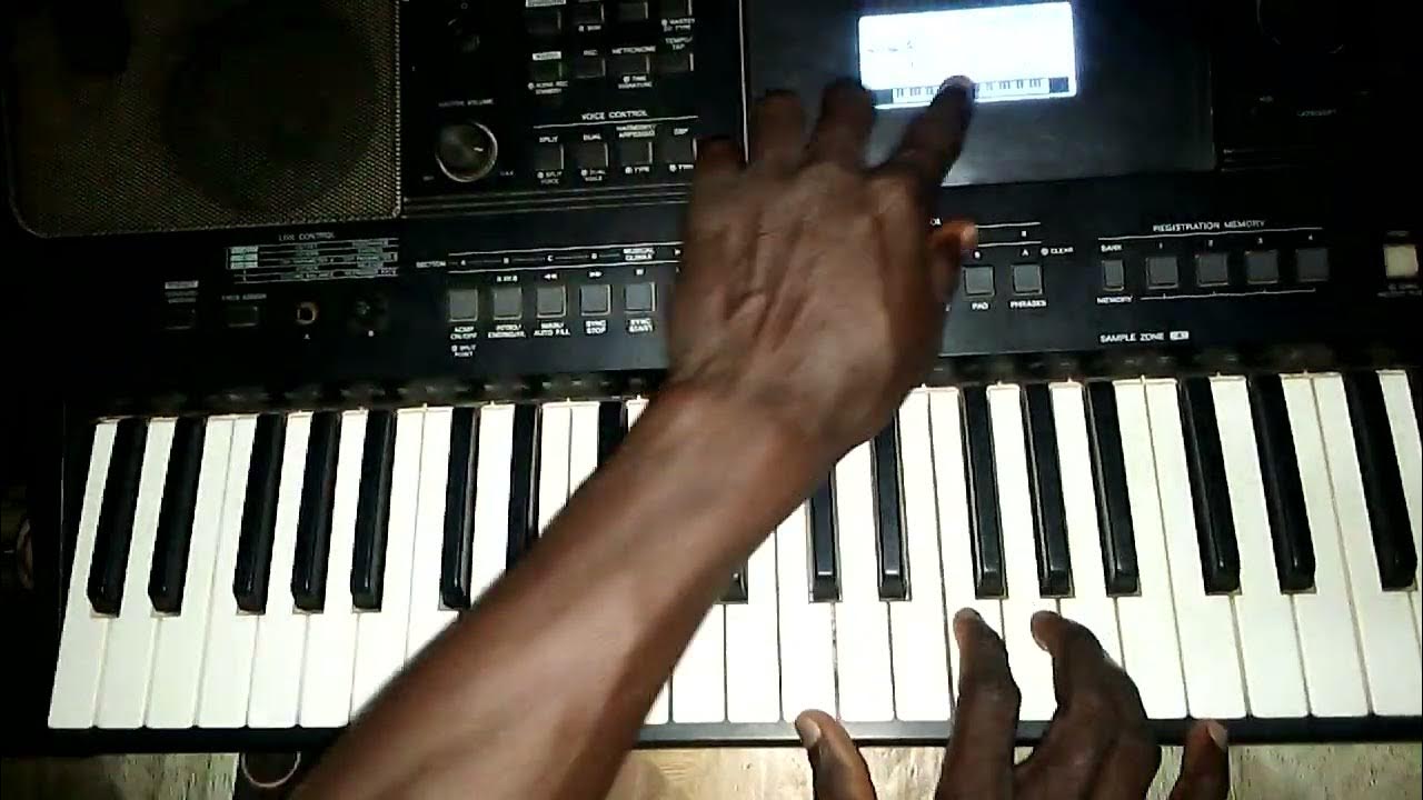 HOW TO PLAY STRINGS SMOOTHLY ON THE KEYBOARD - YouTube