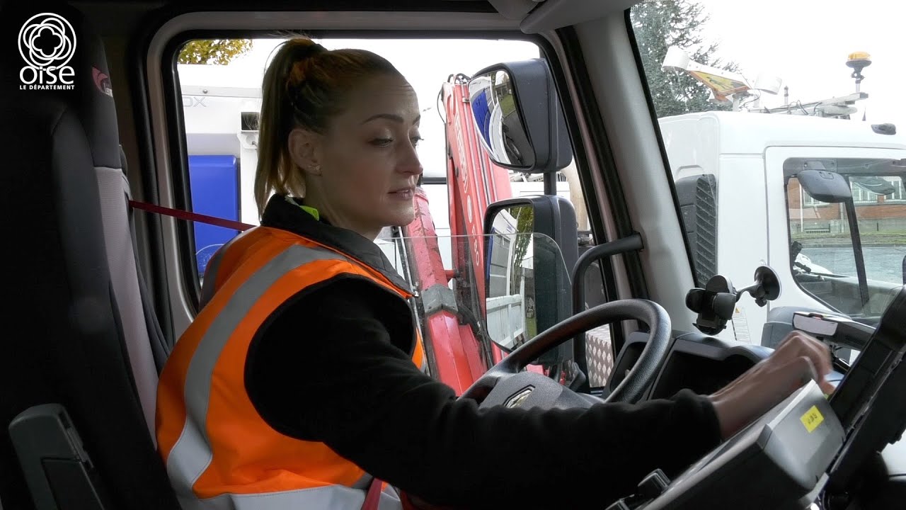 ROUTE - Agent d'exploitation routière, un métier au féminin avec Léa ...