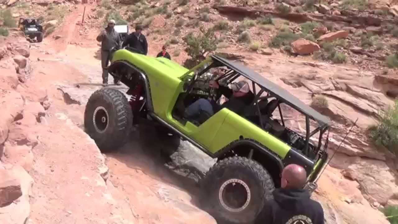 Jake's bad ass Early Bronco Moab - YouTube