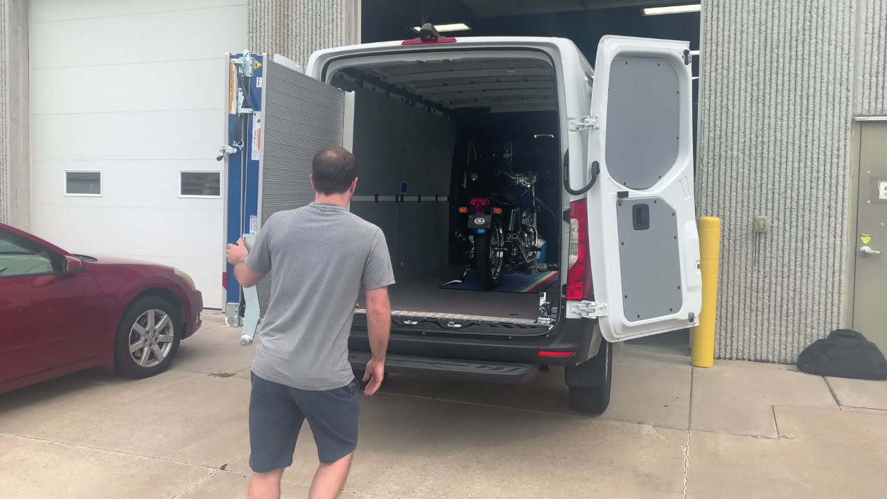 Mercedes Sprinter Standard Roof with WM System Loading Ramp 9ALPC553/3S ...