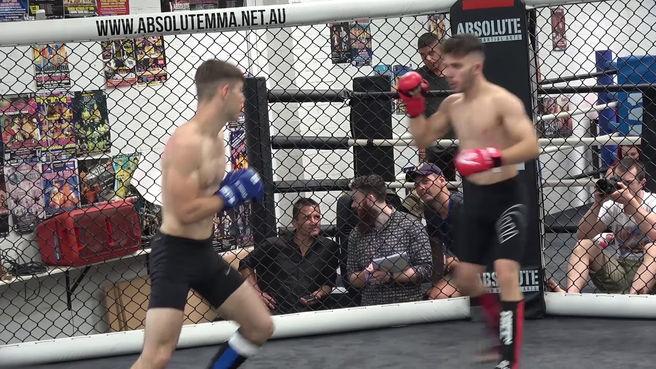 Rogue MMA part 2 Finnian Kinsella vs Troy Fomo - YouTube