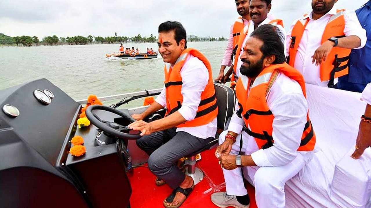 Minister KTR inaugurated the new boat and took a boat ride at Rajanna ...