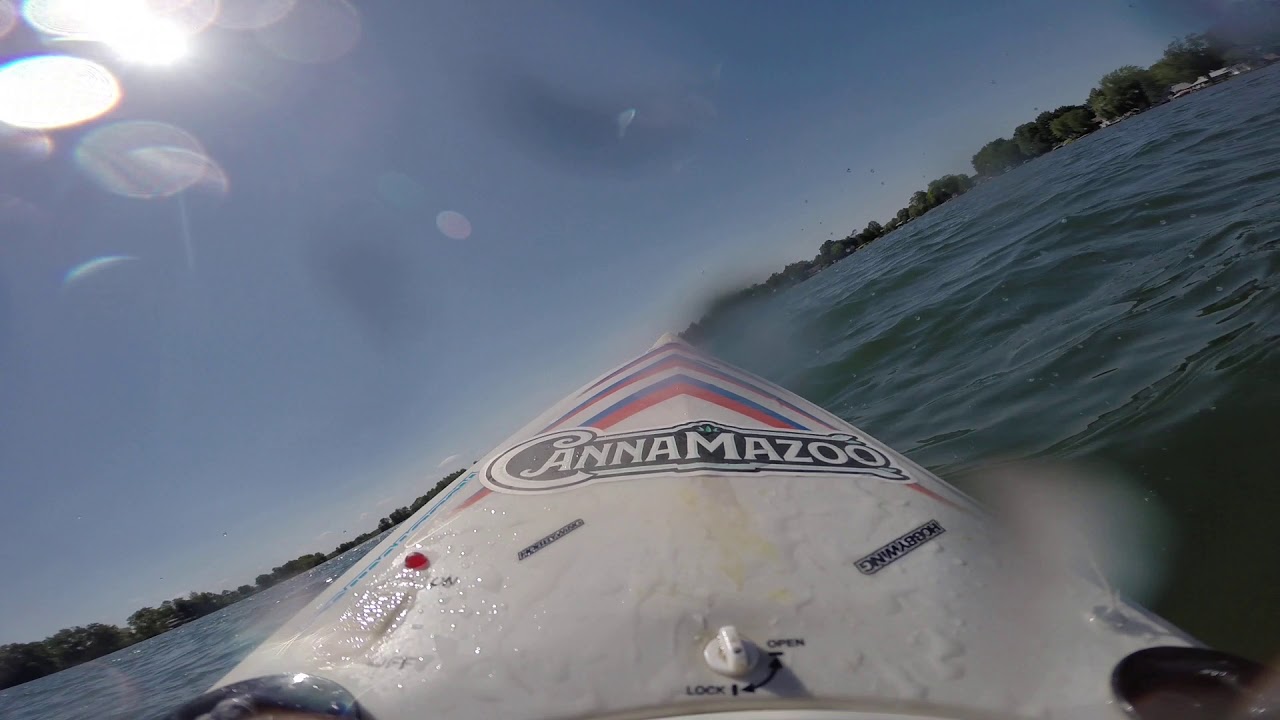 Rc Boat Neptune On 3300Mah 4s - YouTube