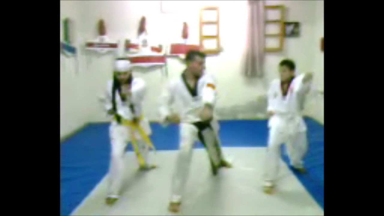 poomse taegeuk il jang ( 1 ) - YouTube