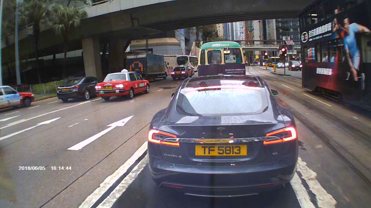 TF5813強行切線 - YouTube