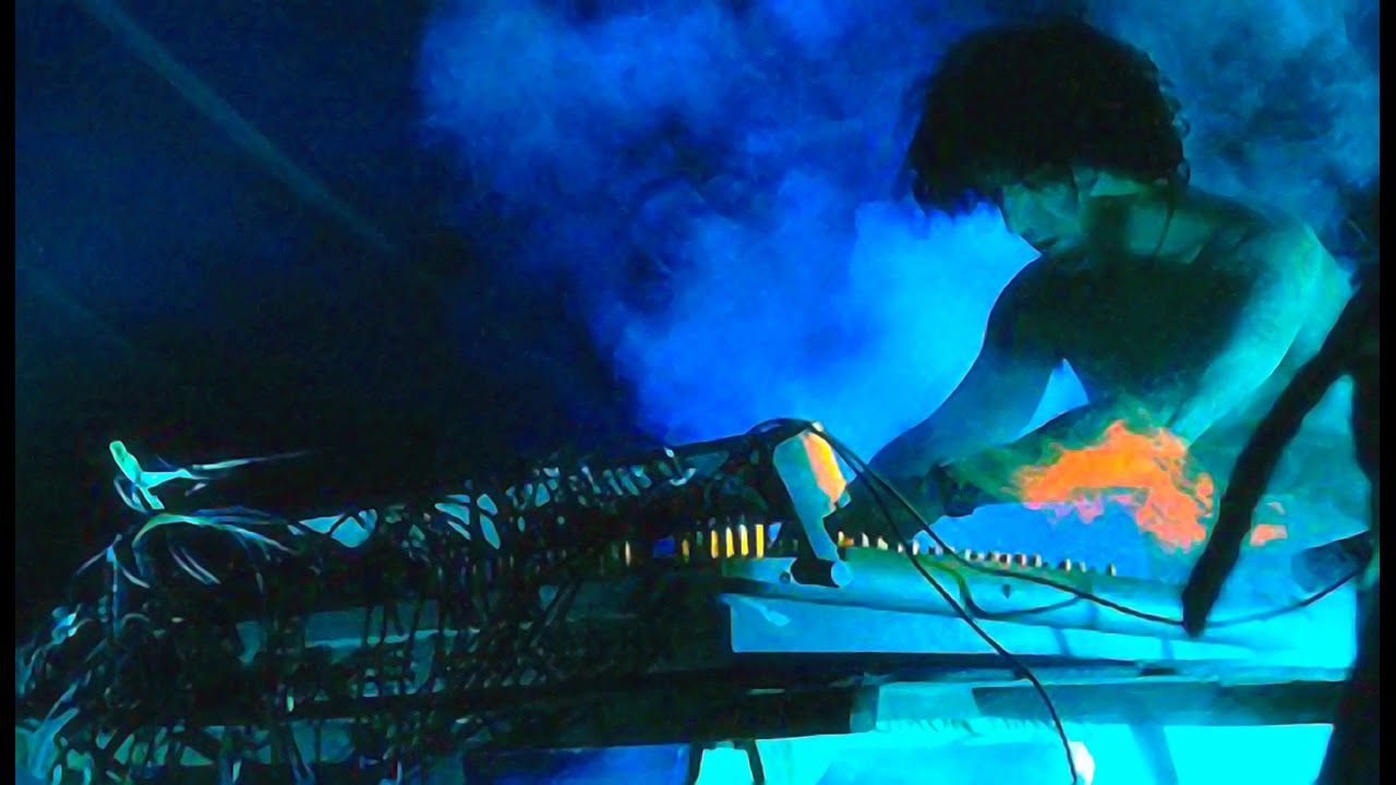 Eat Static - Merv DJ Set @ Laboratorio, Helsinki 2002 - YouTube