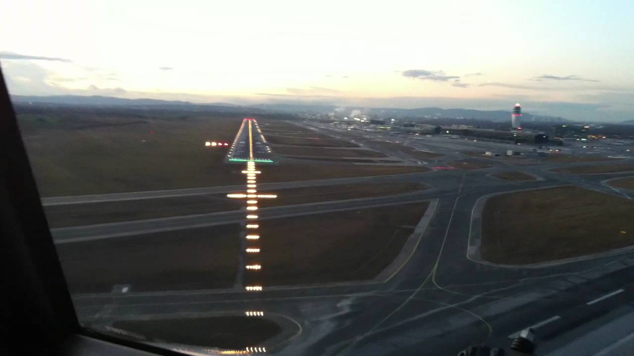 B-737NG windy evening landing Rwy.29 at LOWW/VIE (Vienna) - YouTube