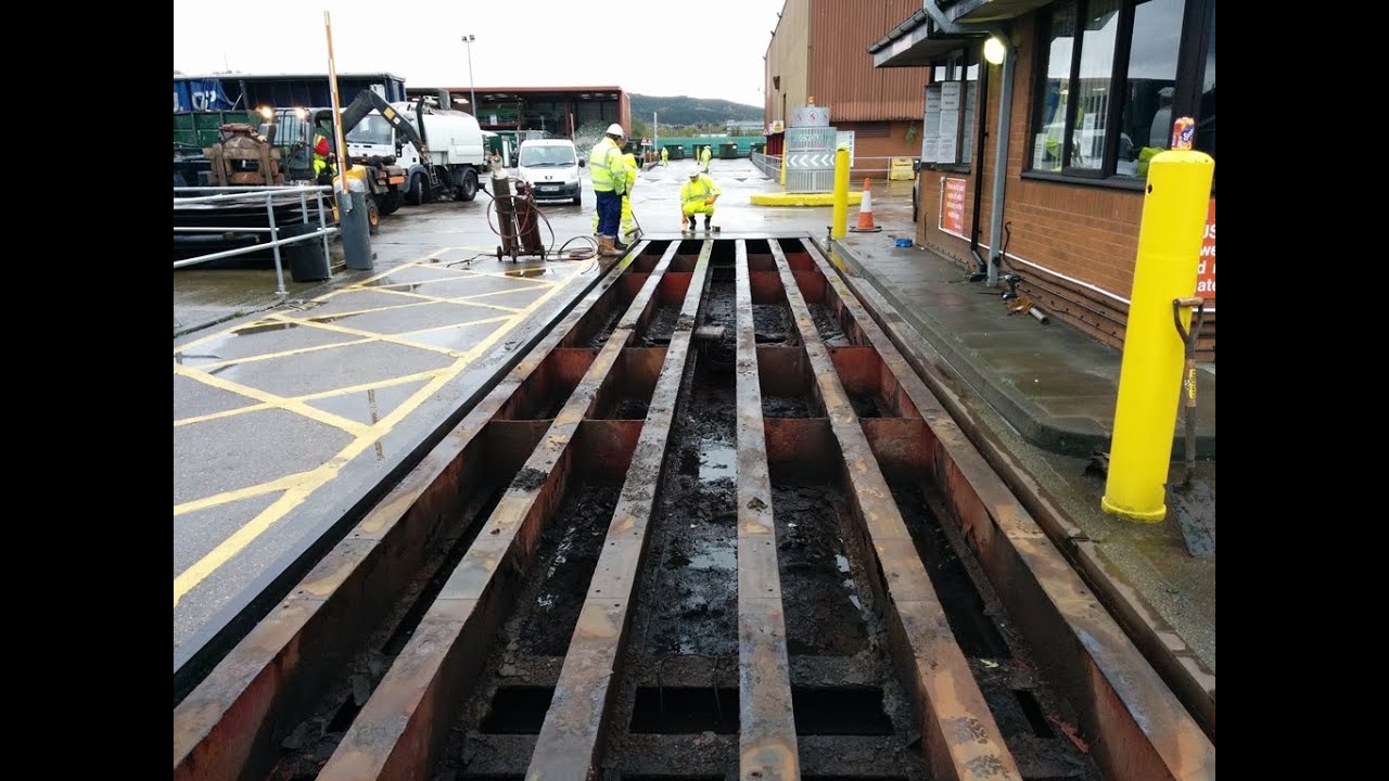 Weighbridge maintenance 8/11/14 - YouTube