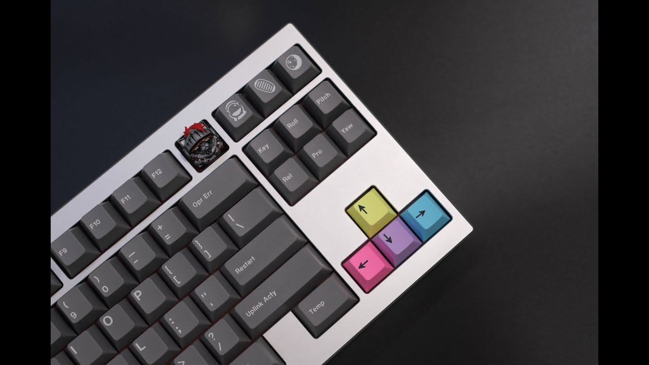 CW88 by Cruel World | GMK Lunar | Typing ASMR - YouTube