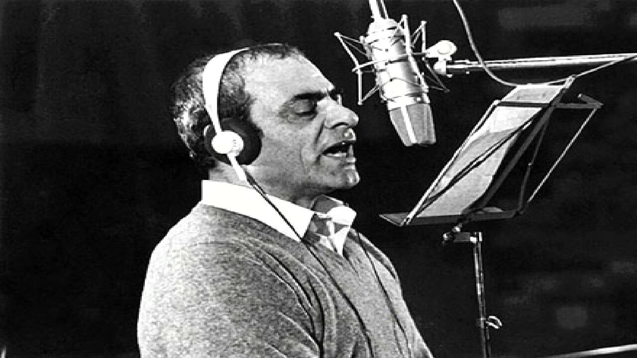 Stelios Kazantzidis - Alchetron, The Free Social Encyclopedia