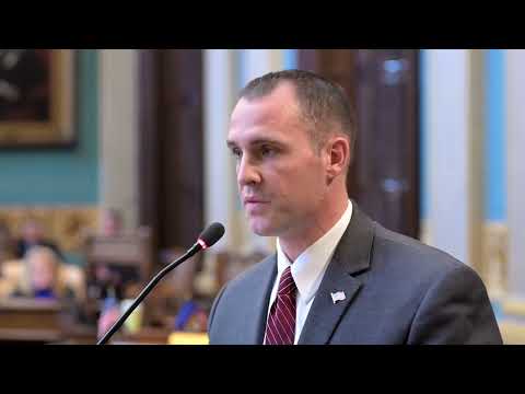 Sen. Albert fights to preserve Right to Work’