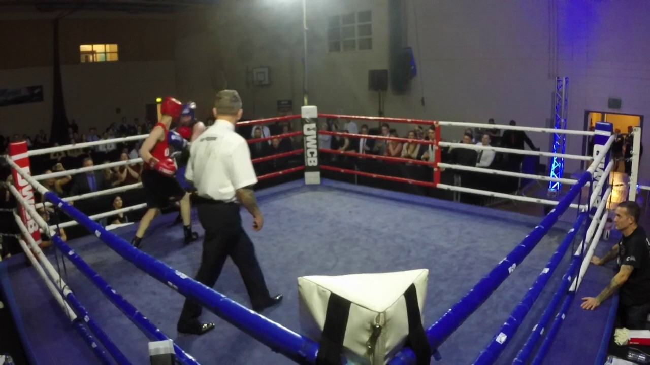 Ultra White Collar Boxing | Hemel Hempstead | Harley Lodge VS Craig ...