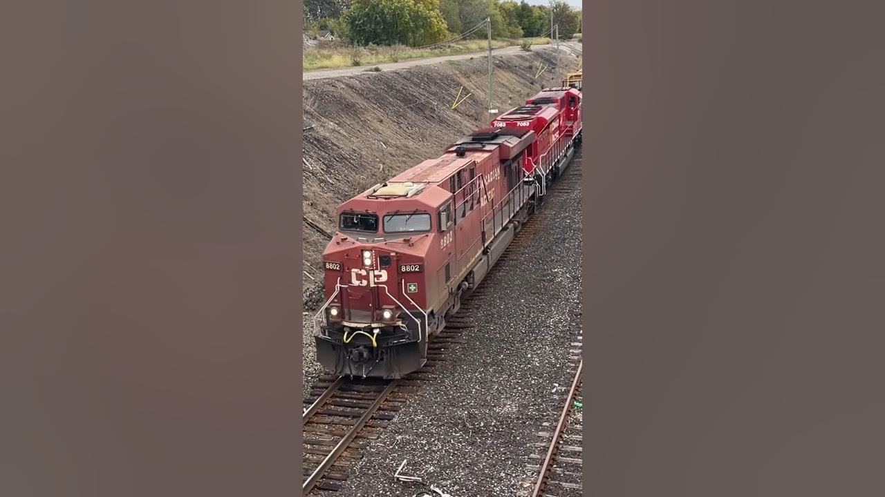 CP 8802 leads 137 with a friendly crew! - YouTube